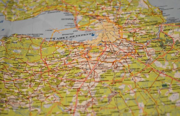 Where are St Petersburg and the Leningrad Region